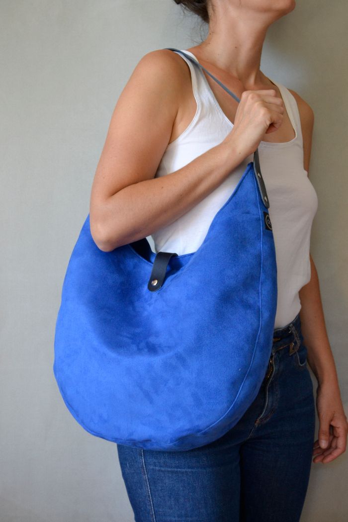 Sac Hobo - Suédine Bleu par Un chiffon font, font | Kwaz'Art