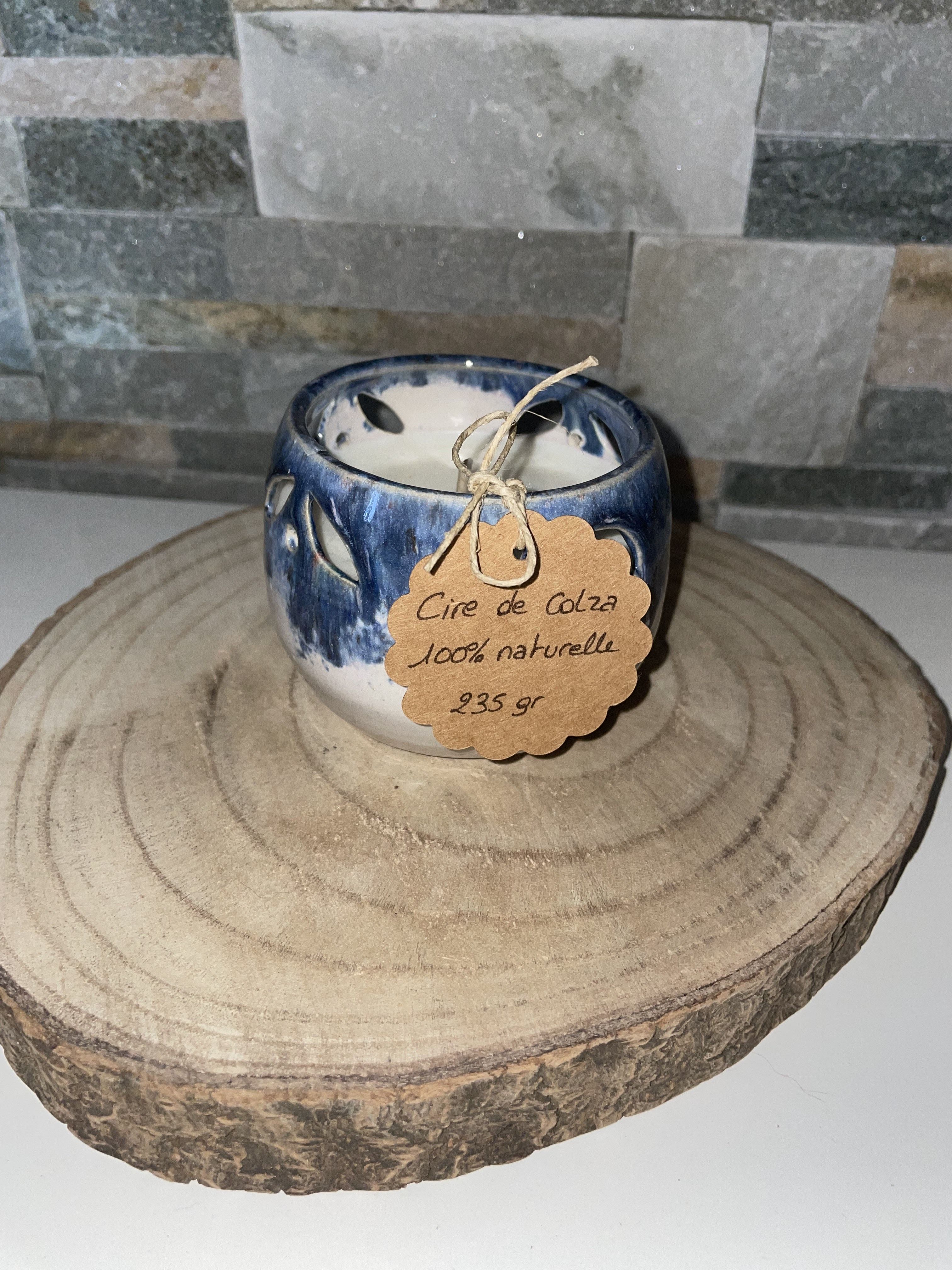 Bougie artisanale mouchetée bleue par Une poterie Une bougie